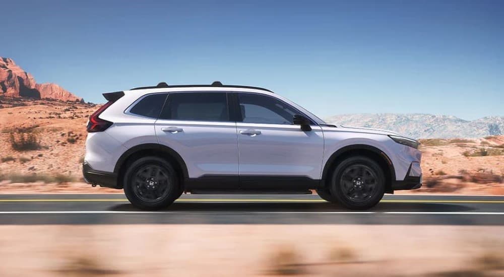 The 2023 Honda CR-V Signals a Big Push Toward Hybrid Technology | Car ...