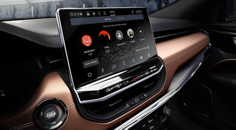 Your Buyer's Guide to the 2025 Jeep Compass