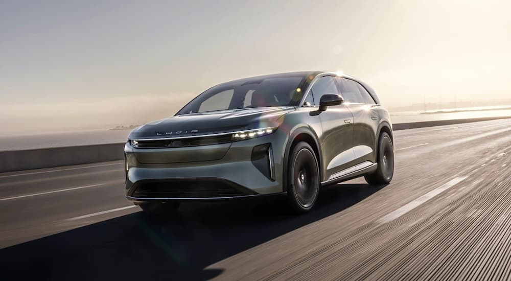 8 Reasons to Choose the Lucid Gravity Over the Tesla Model X